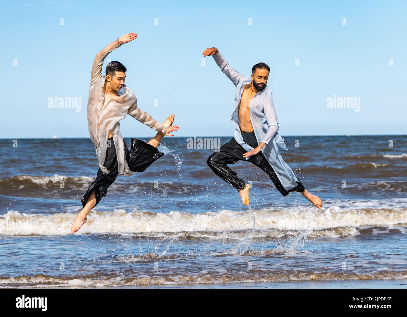 Portobello beach edinburgh swim hi-res stock photography and images - Alamy