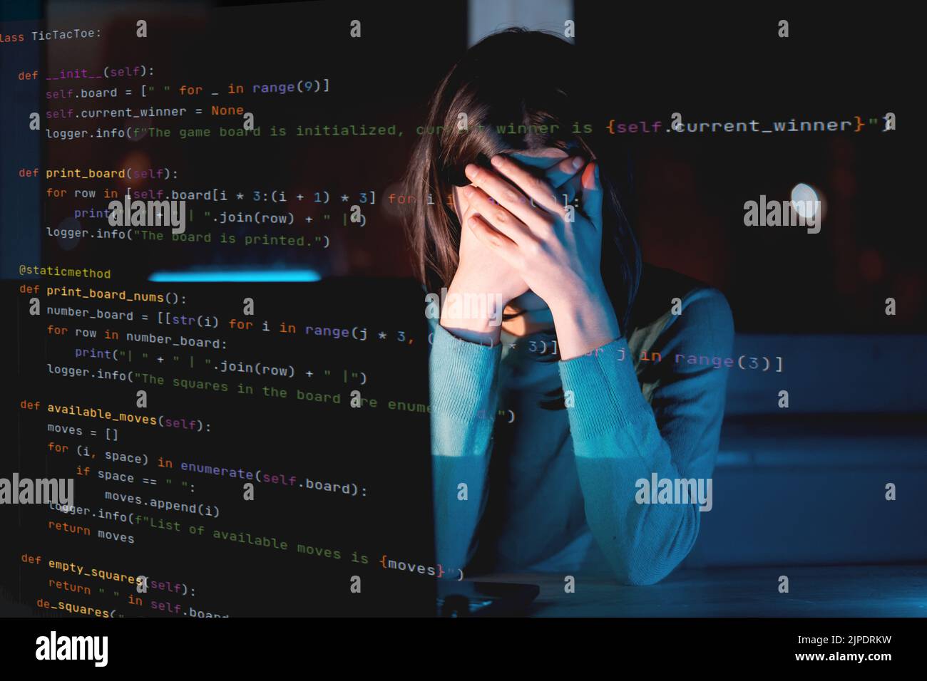 Girl coding html on laptop hi-res stock photography and images - Alamy
