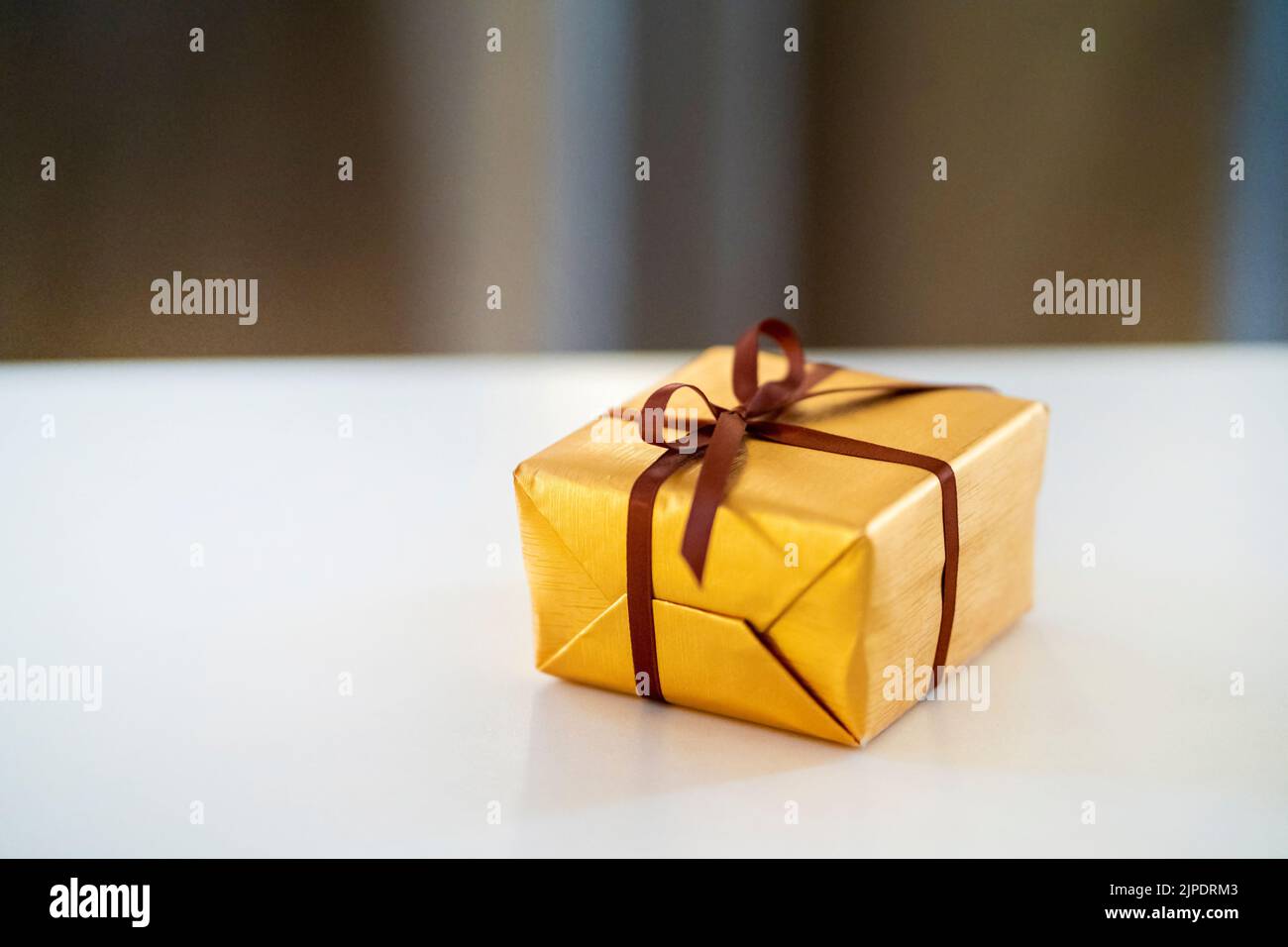 Packed in gift box hi-res stock photography and images - Alamy