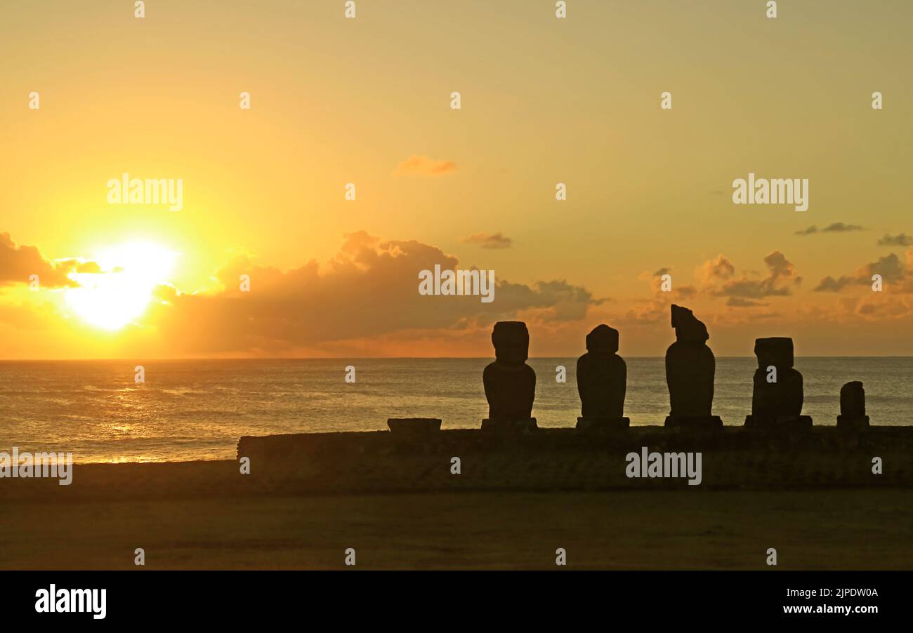 Archaeology Site of Ahu Tahai Ceremonial Platform with Beautiful Sunset ...