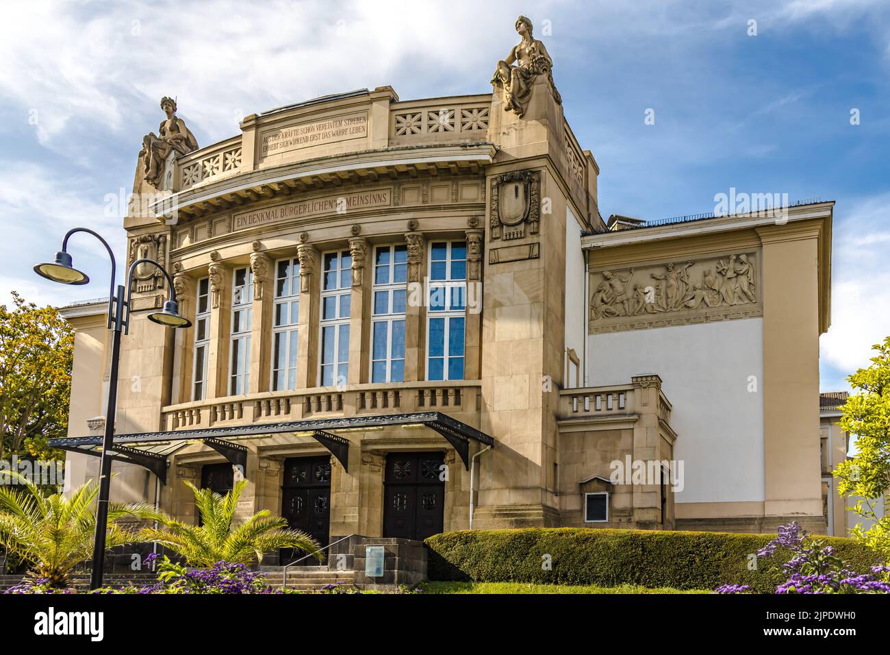 Giessen city theater hi-res stock photography and images - Alamy