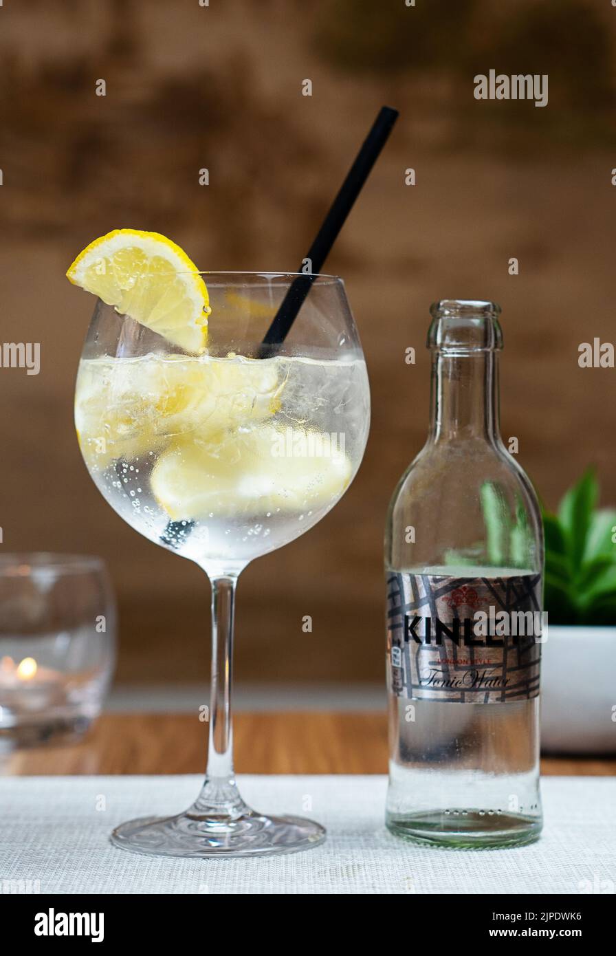 Professional cocktail isolated hi-res stock photography and images - Alamy