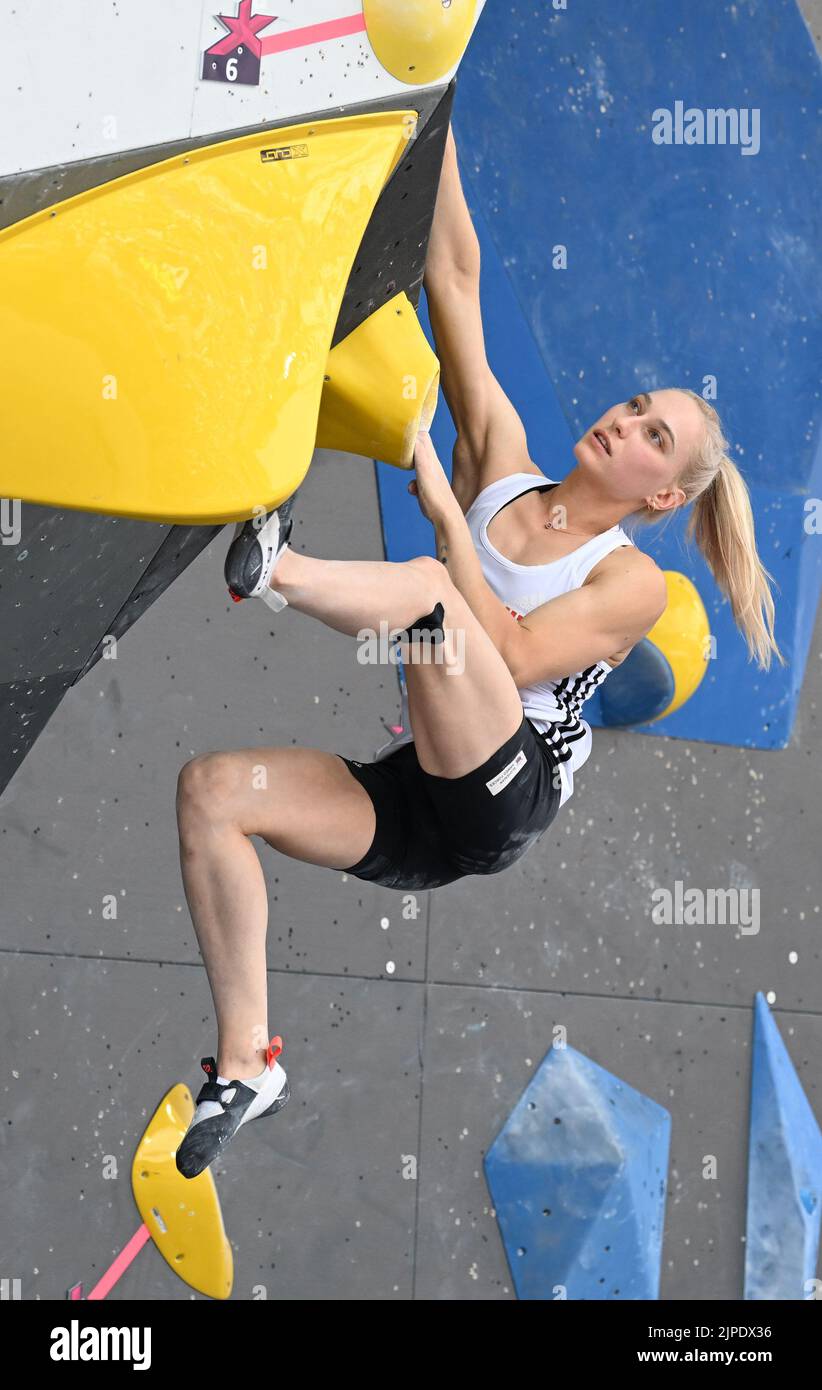 Munich, Germany. 17th Aug, 2022. Climbing: European Championship, combination, women, bouldering ...