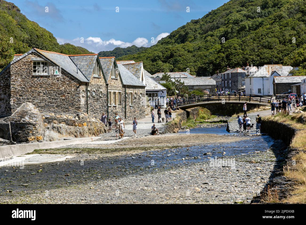 Fishing village of Boscastle in Cornwall Stock Photo - Alamy