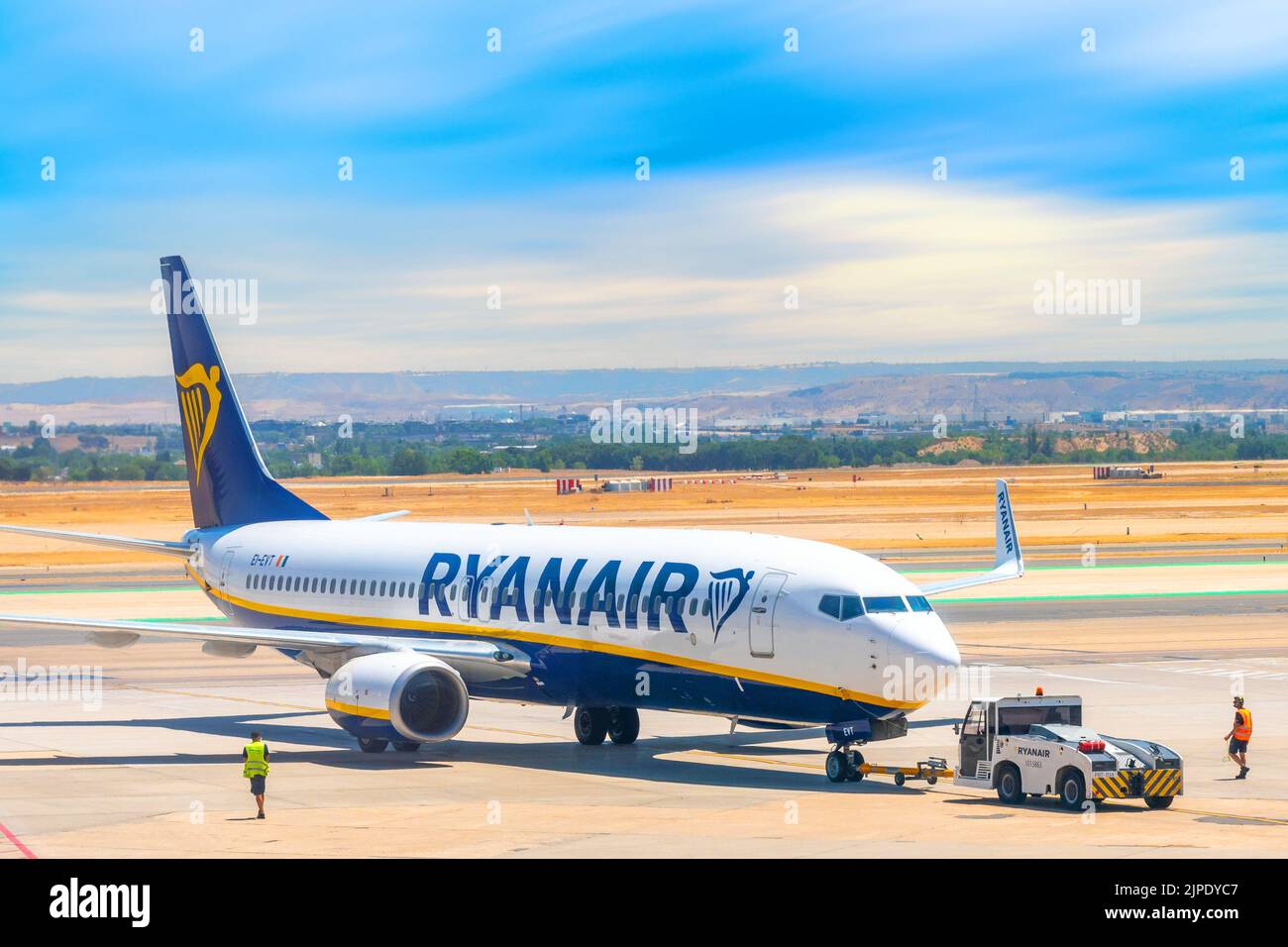 A Ryanair airplane in the tarmac of a Spanish airport Stock Photo - Alamy