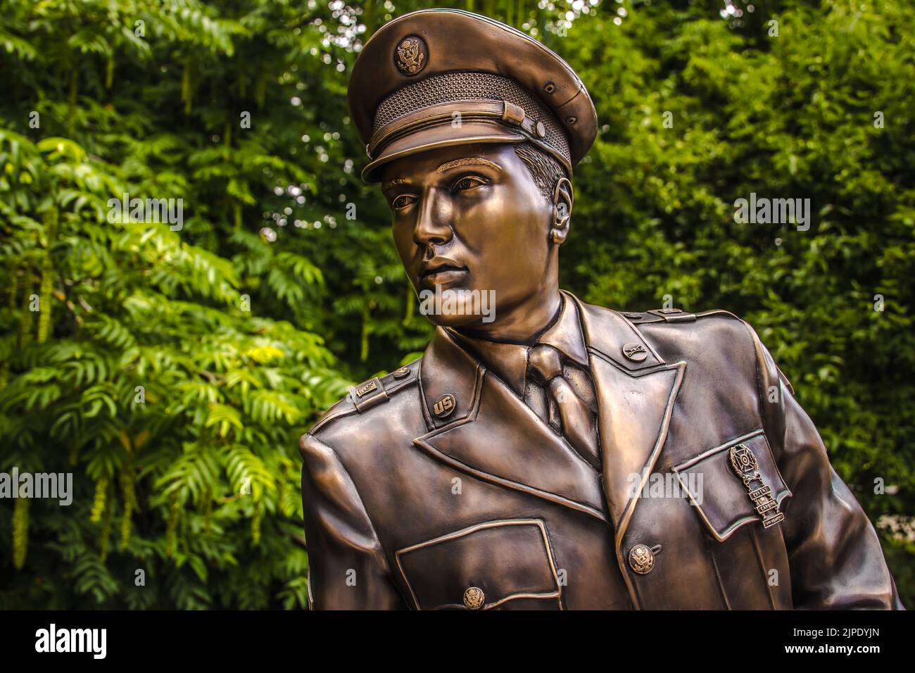 bronze statue, elvis presley, statues Stock Photo - Alamy
