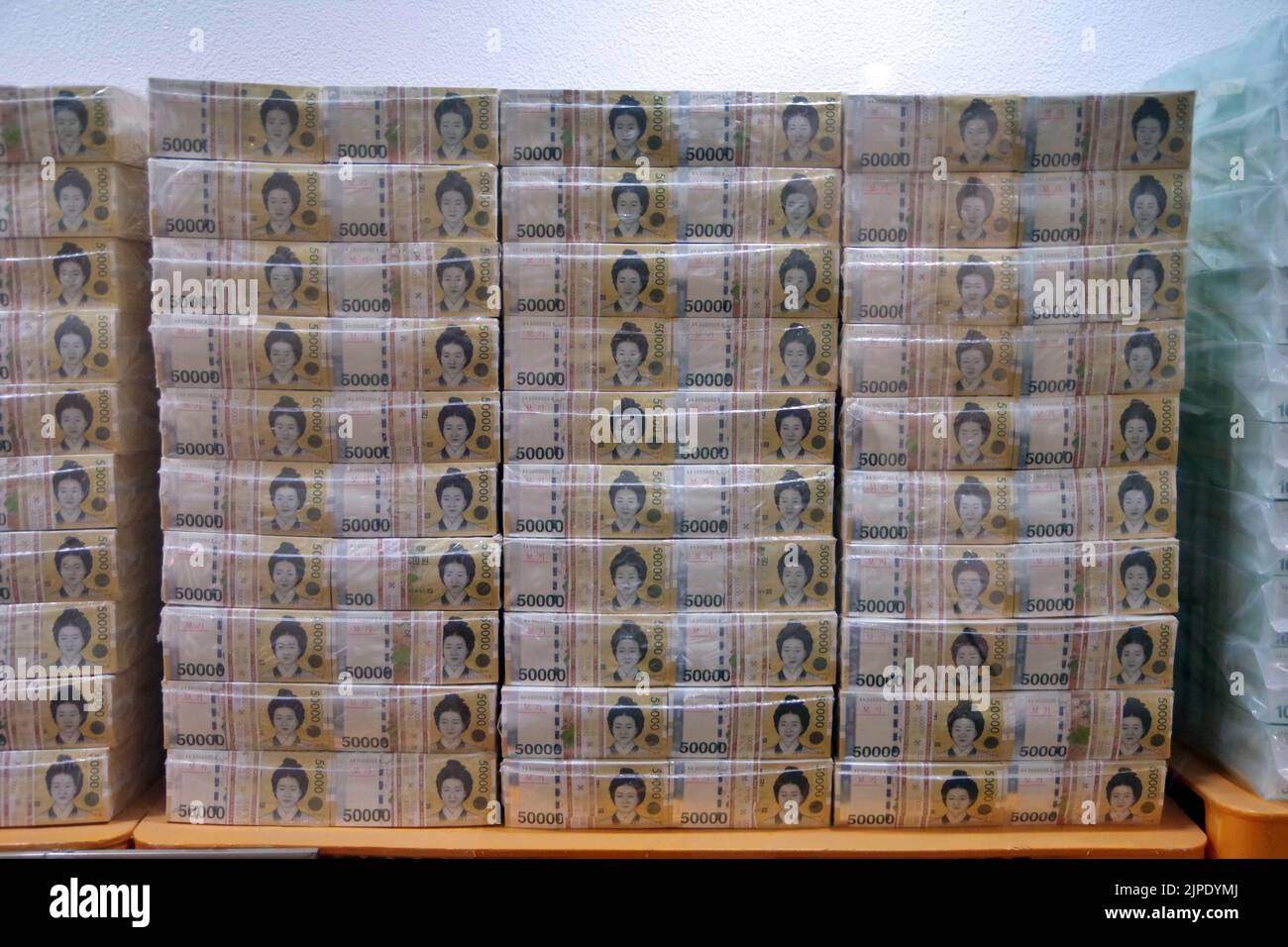 bundle of money Stock Photo - Alamy