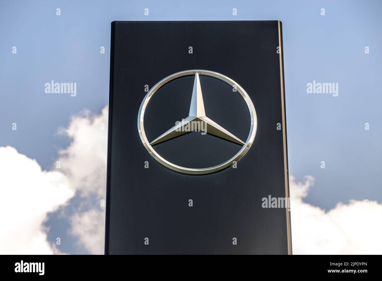 Mercedes color hi-res stock photography and images - Alamy