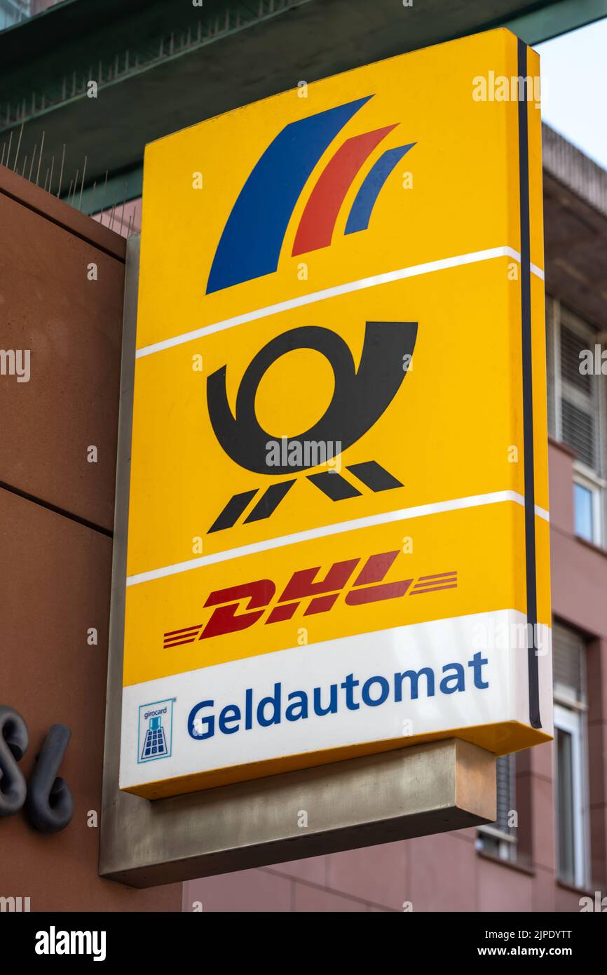 Deutsche dhl hi-res stock photography and images - Alamy