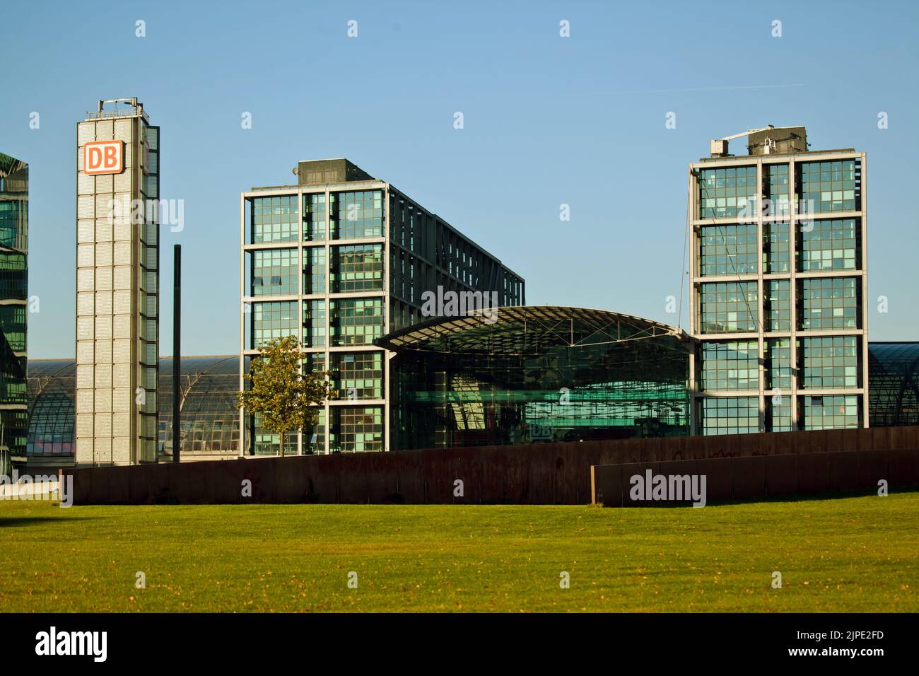 Main stations hi-res stock photography and images - Alamy