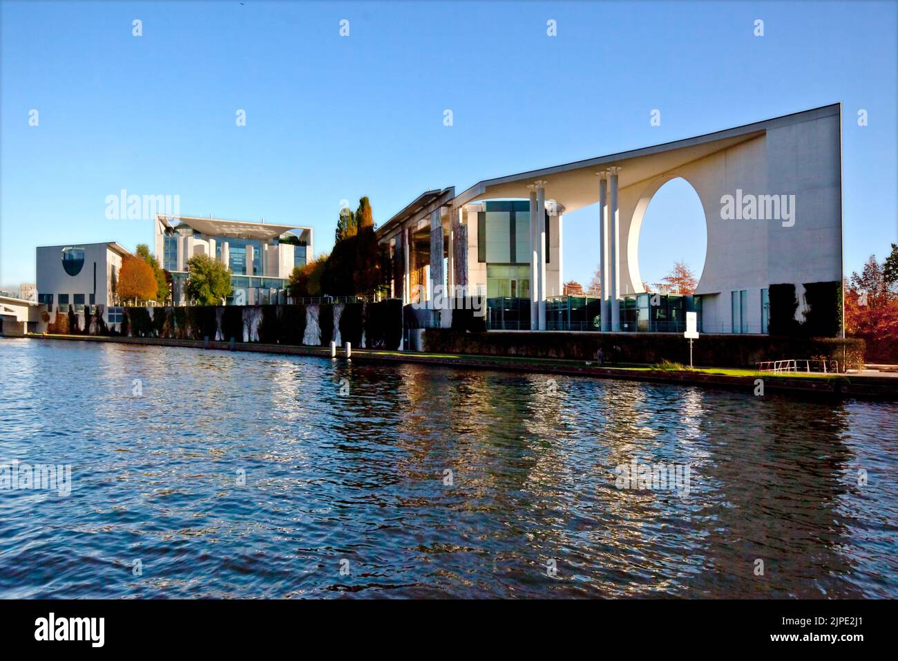 bundeskanzleramt, bank of the spree river, bundeskanzleramts, bank of ...