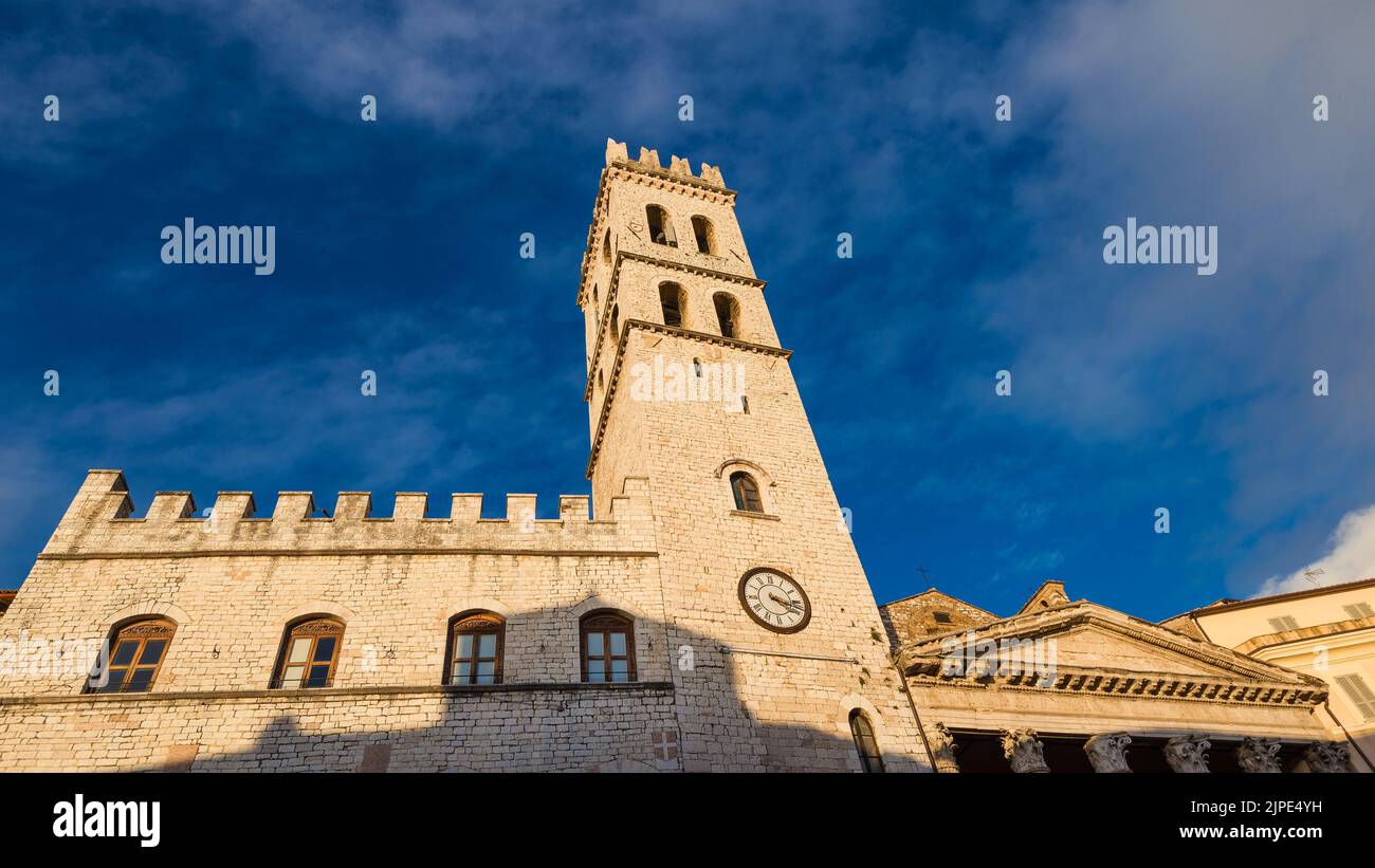 Medieval People's Tower in Assisi Communal Square, a city landmark ...