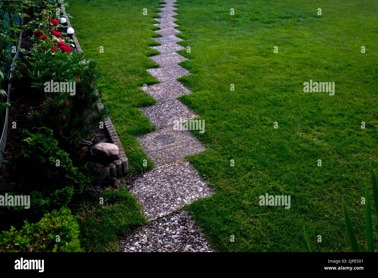 stone plate, garden path, stone plates, garden paths Stock Photo - Alamy
