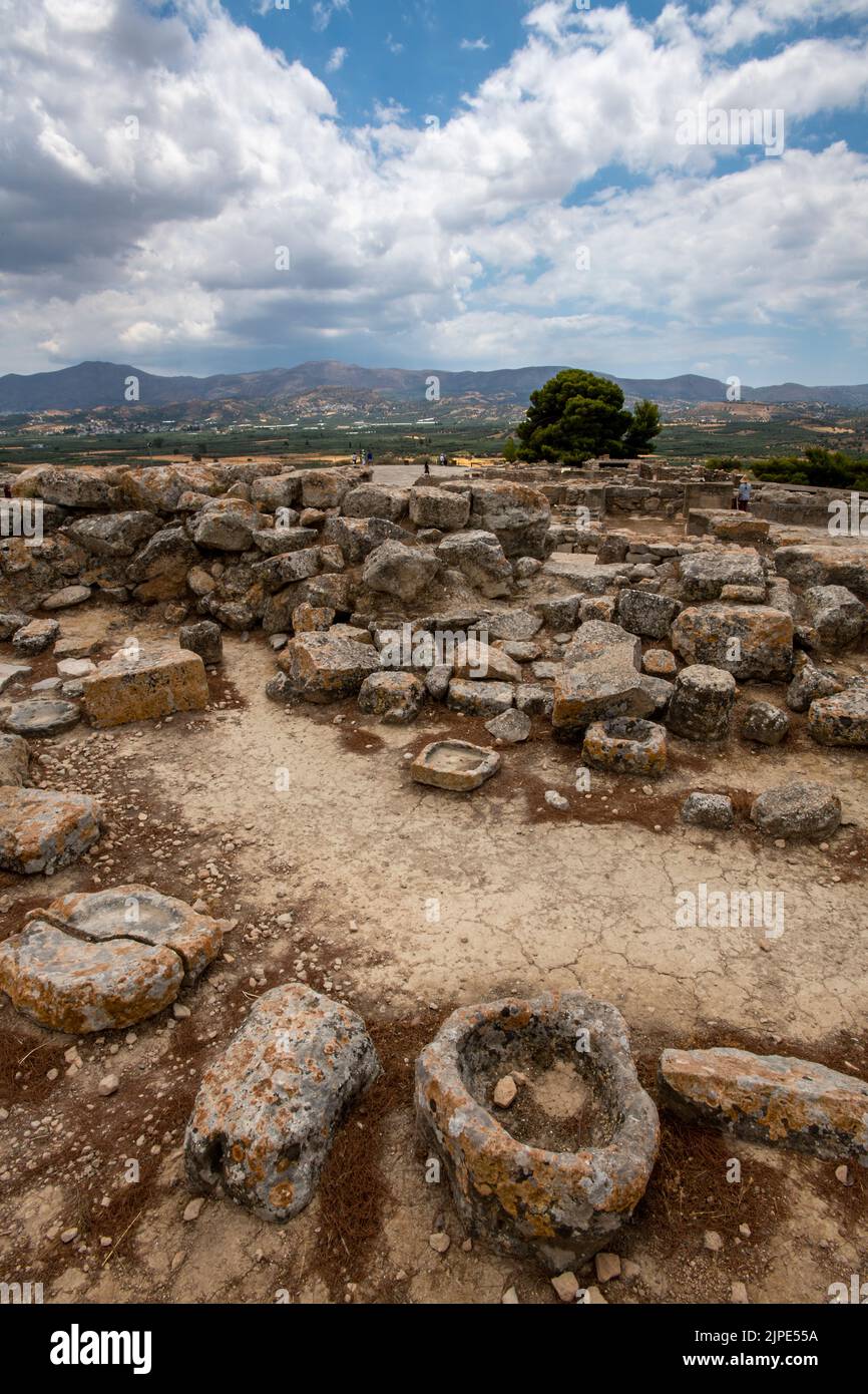 archaeological remains and buildings of the minoan temple and palace at ...
