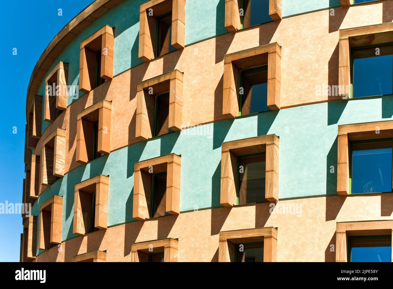 Windows round hi-res stock photography and images - Alamy