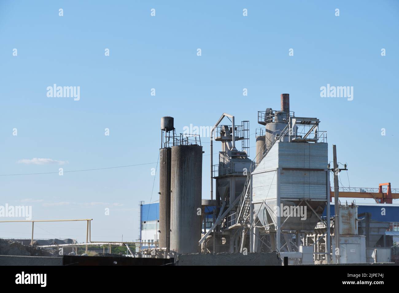 Stone crushing plant hi-res stock photography and images - Alamy