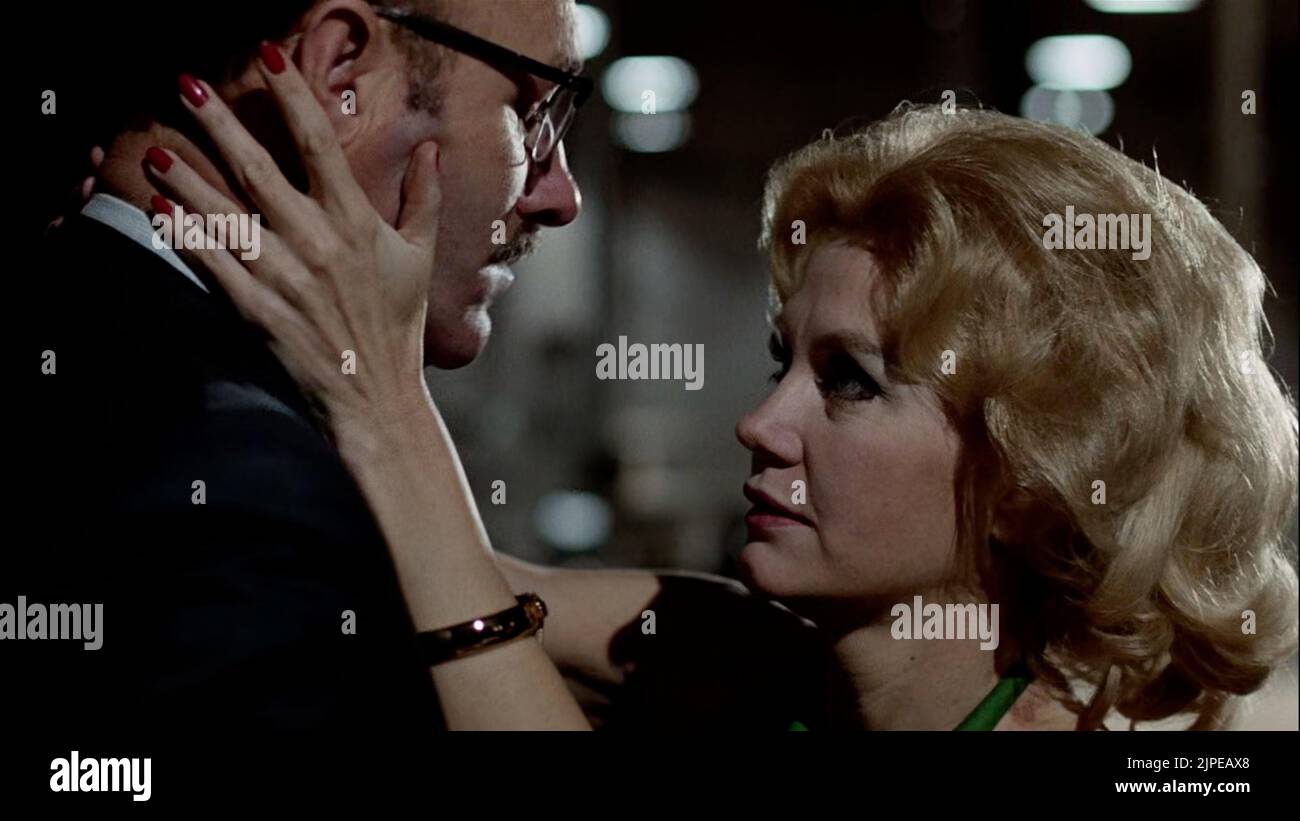 Los Angeles.CA.USA. Elizabeth MacRae and Gene Hackman in a scene in (C ...