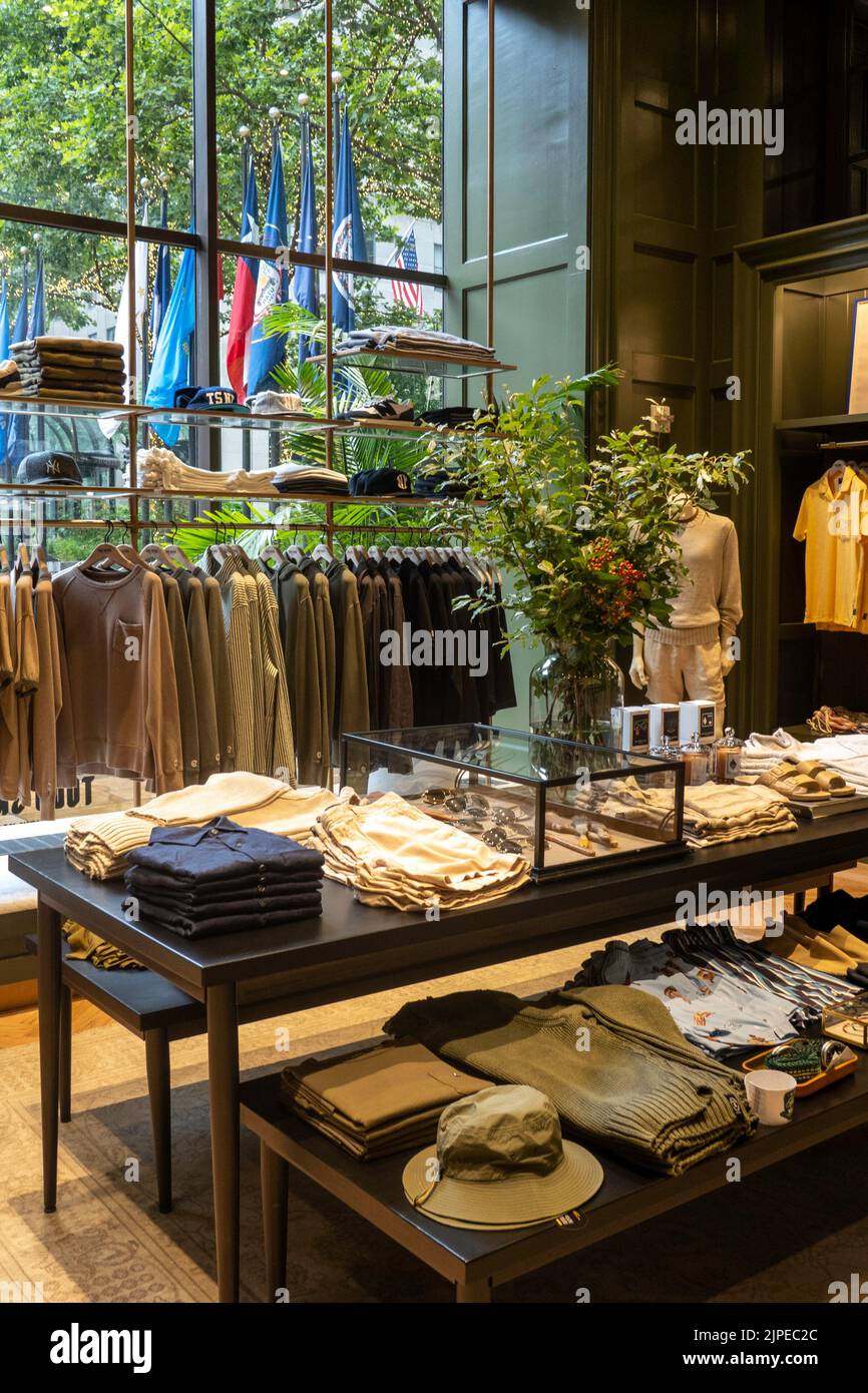 Todd Snyder Store in the Channel Gardens Shopping Plaza, Rockefeller ...