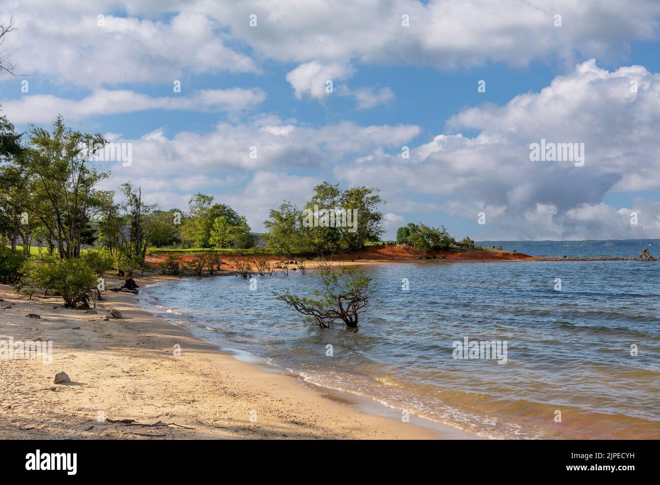 Beautiful Kerr Lake in Virginia US. Manmade lake lined with sandy ...