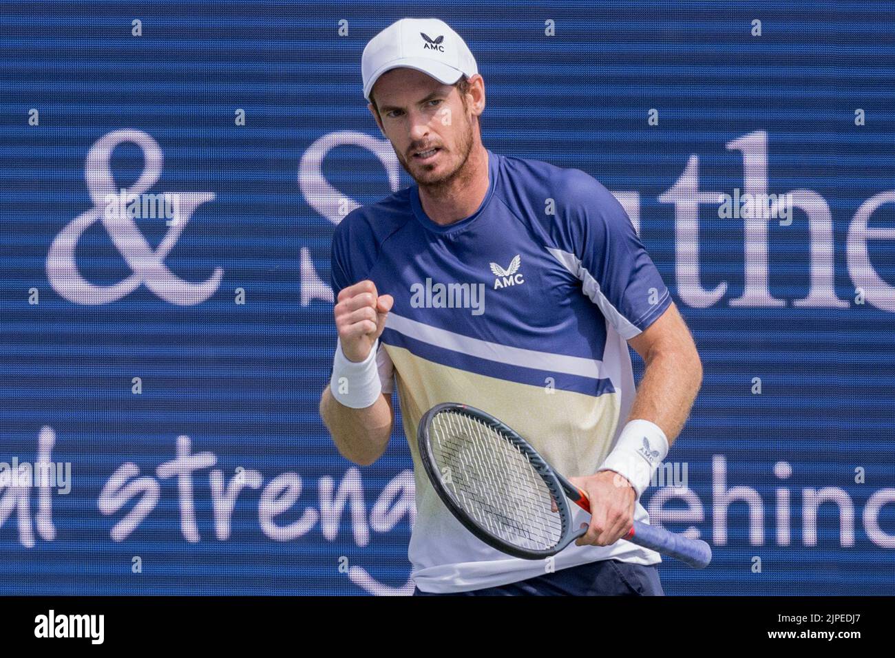 Mason, Ohio, USA. 17th Aug, 2022. Andy Murray (GBR) reacts to a shot ...