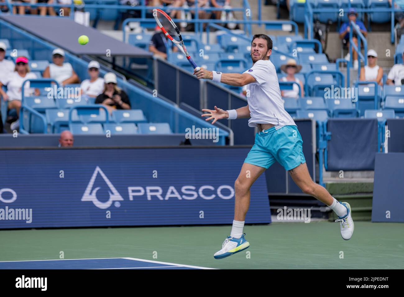 Mason, Ohio, USA. 17th Aug, 2022. Cameron Norrie (GBR) hits a forehand ...