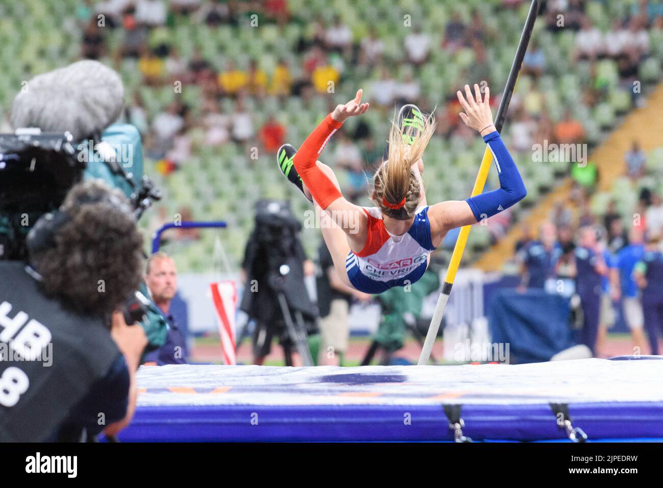 Margot chevrier pole vault hi-res stock photography and images - Alamy