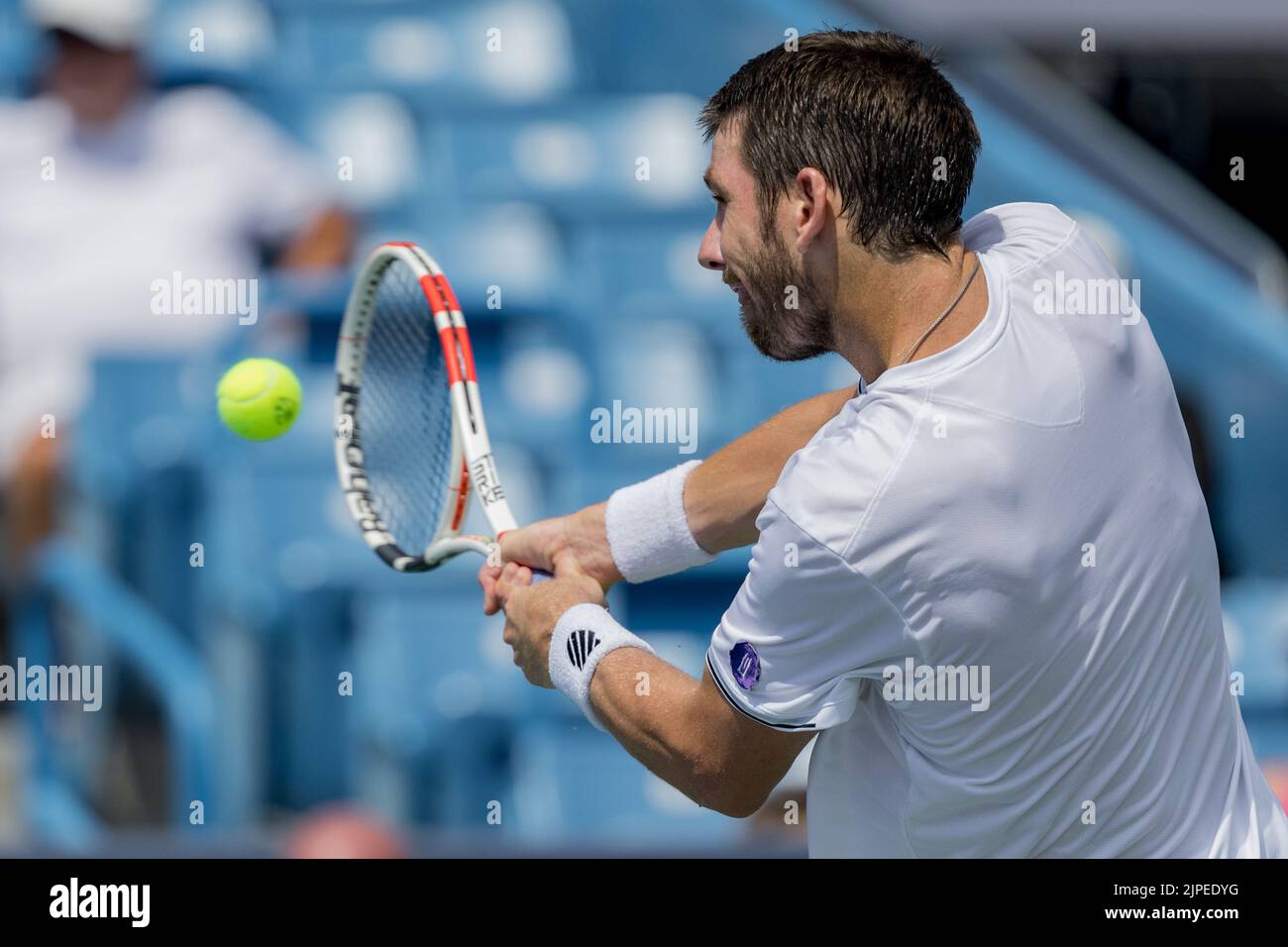 Mason, Ohio, USA. 17th Aug, 2022. Cameron Norrie (GBR) hits a two ...