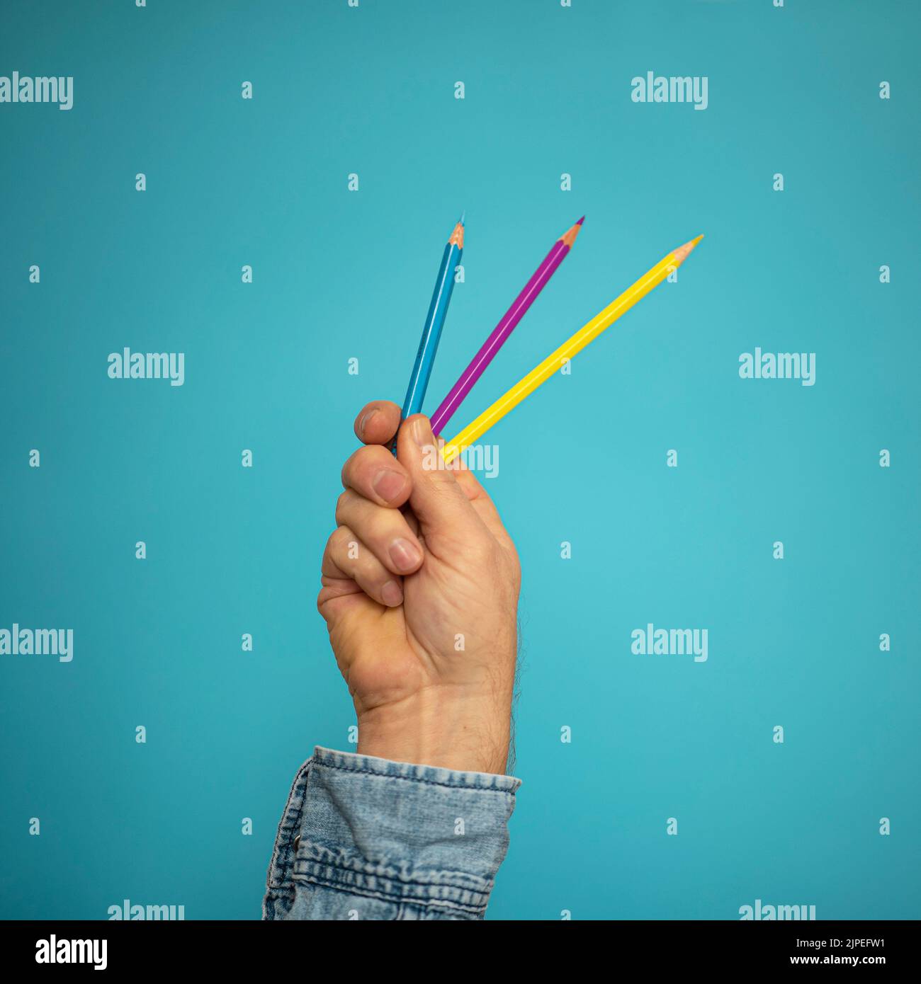 holding, hand, crayon, hands, crayons Stock Photo - Alamy