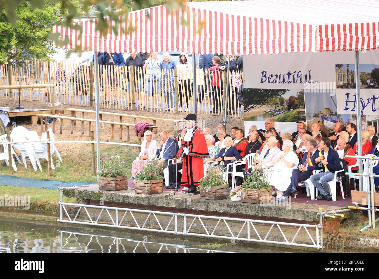 The Hythe mayor addresses the crowd before formally commencing the fete ...