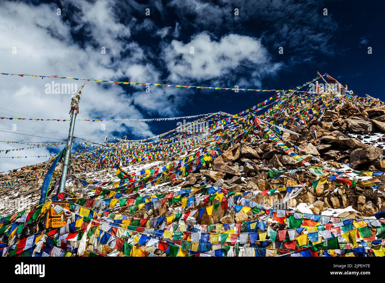 buddhism, prayer flag, kardung la, ladakh range, buddhisms, prayer ...