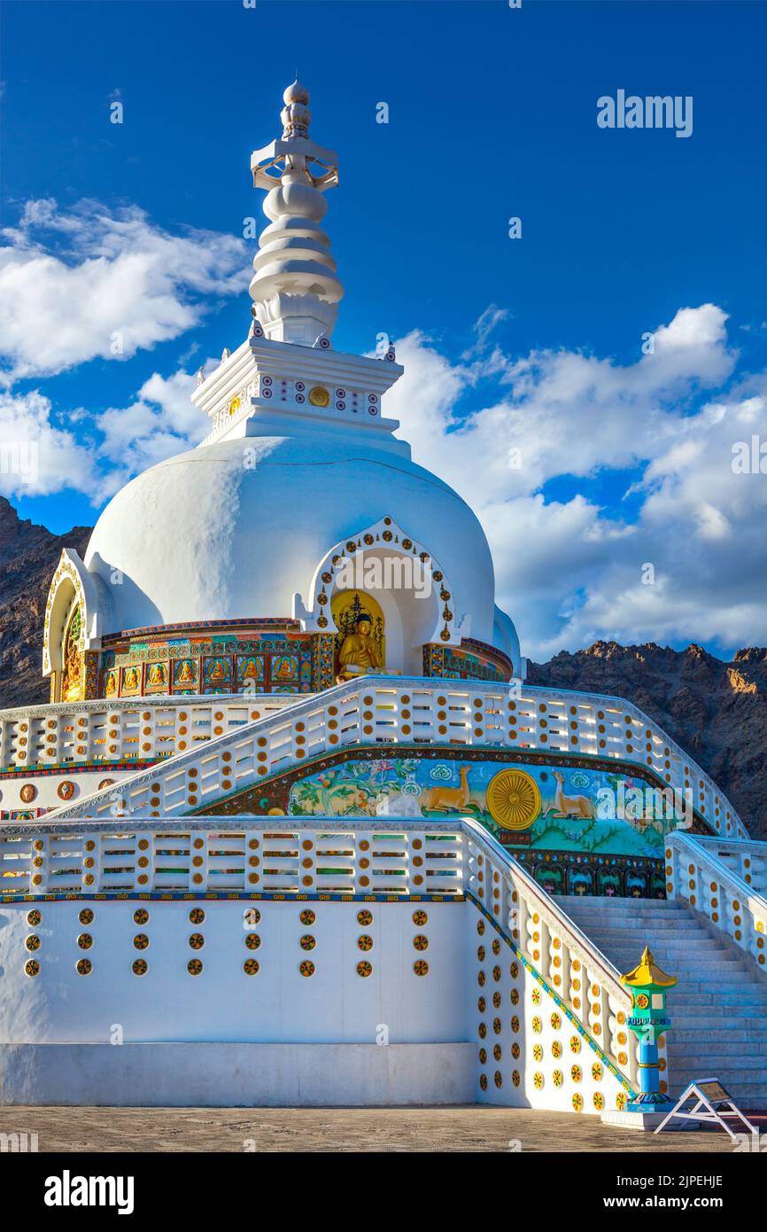 buddhism, stupa, shanti stupa, buddhisms, stupas Stock Photo - Alamy