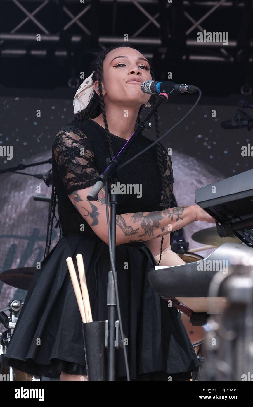 Winchester, UK. 14th Aug, 2022. Marcia Richards, female vocalist, alto ...