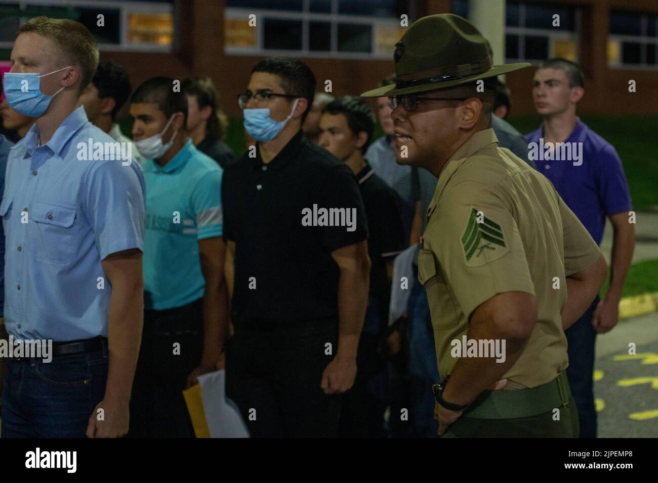 Parris Island, South Carolina, USA. 15th Aug, 2022. New recruits arrive ...