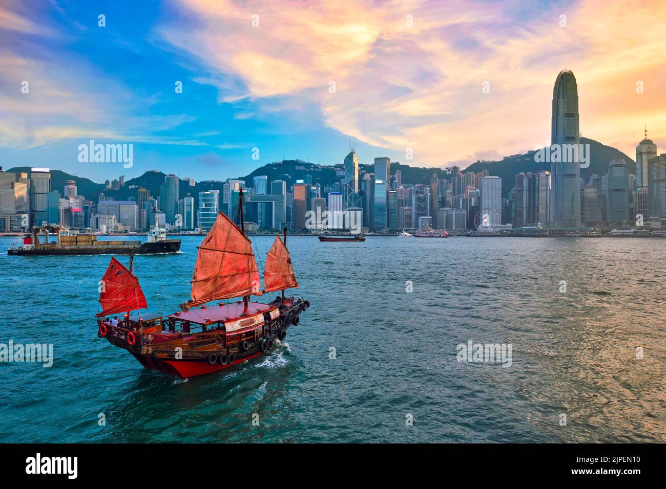 hong kong, junk ship, hong kongs, junk boat, junk boats, junk ships Stock Photo - Alamy