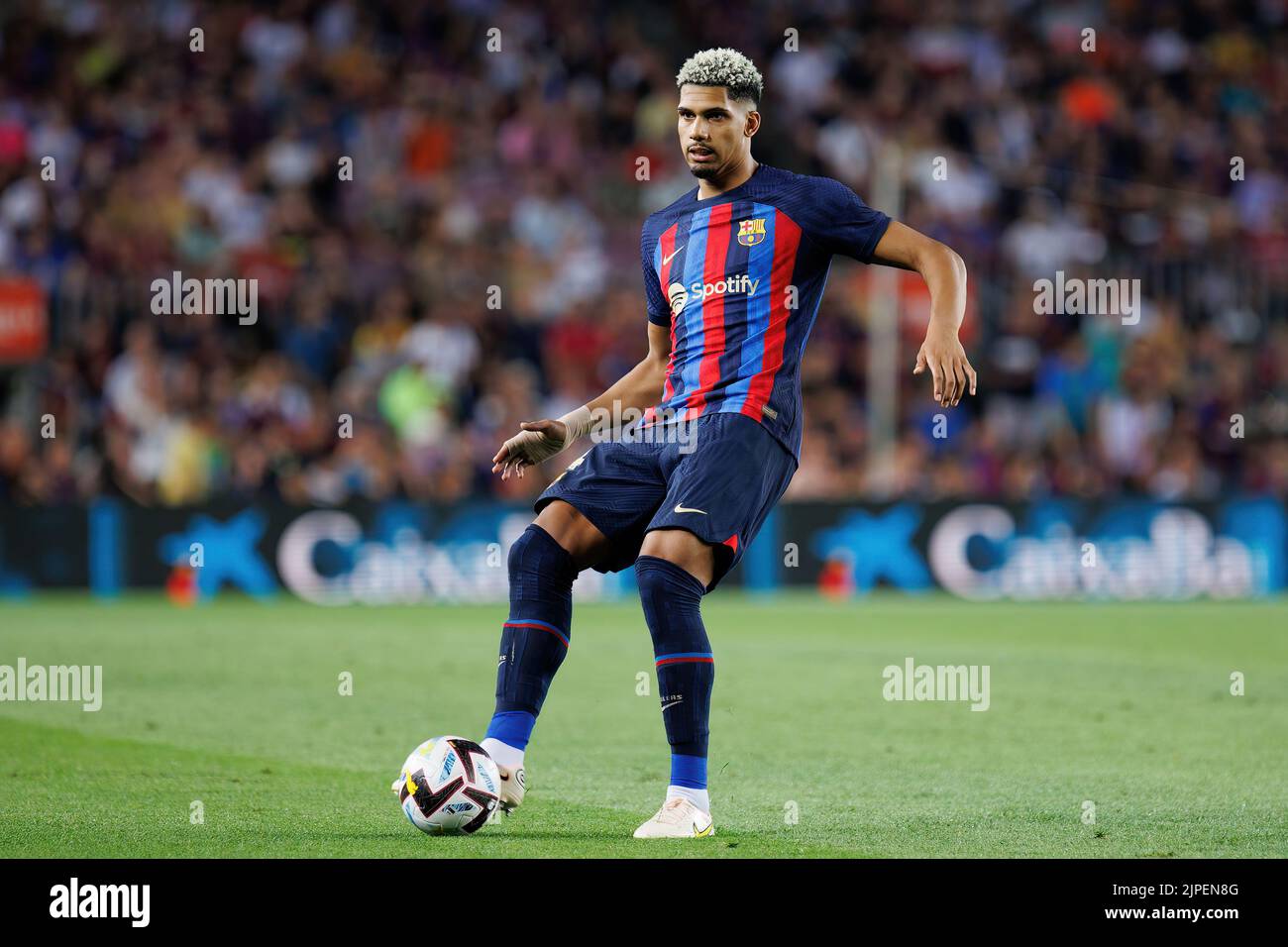 BARCELONA - AUG 13: Ronald Araujo in action during the LaLiga match ...