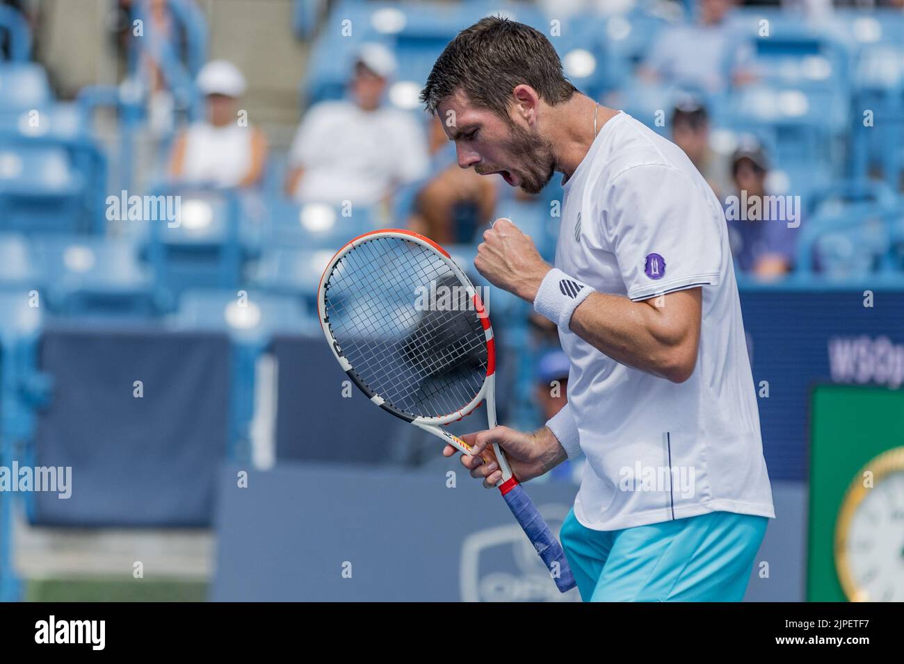 Mason, Ohio, USA. 17th Aug, 2022. CAMERON NORRIE (GBR) reacts to a shot ...