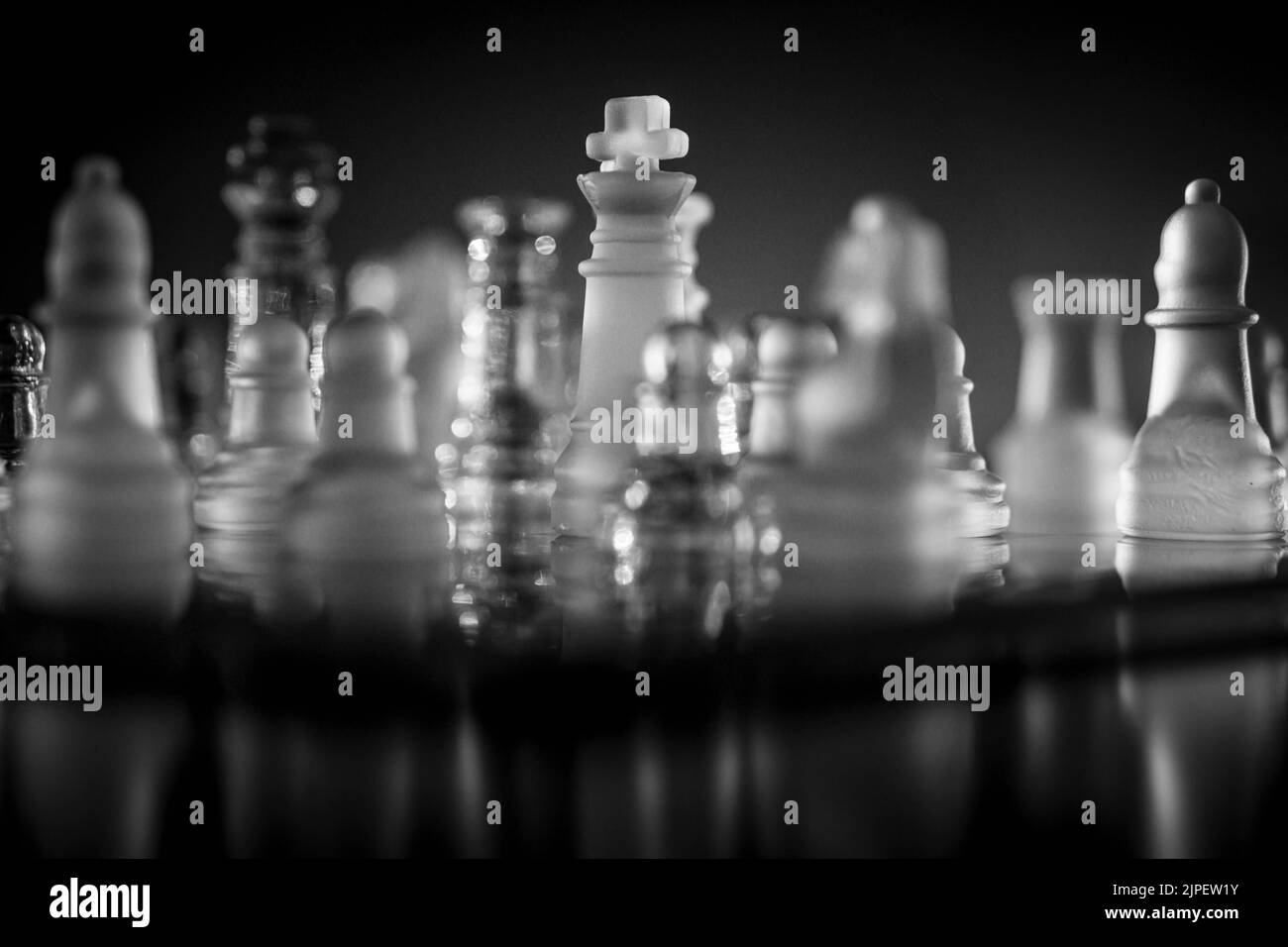 Chess king in focus Black and White Stock Photos & Images - Alamy