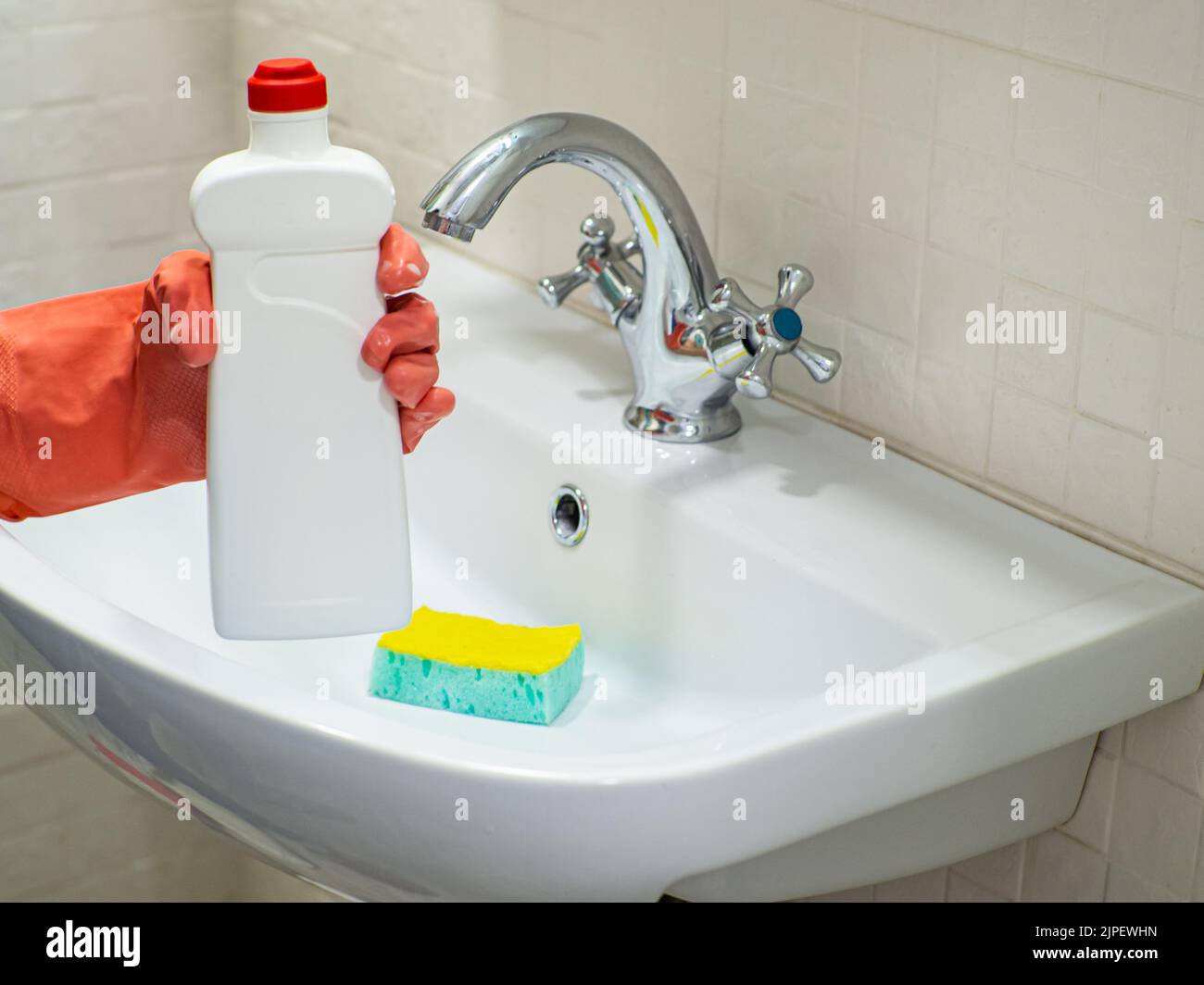 Cleaning bathroom detergent sink hi-res stock photography and images ...