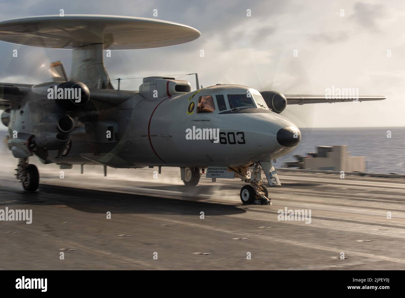 220817-N-LI114-1122 PHILIPPINE SEA (Aug. 17, 2022) An E-2D Hawkeye ...
