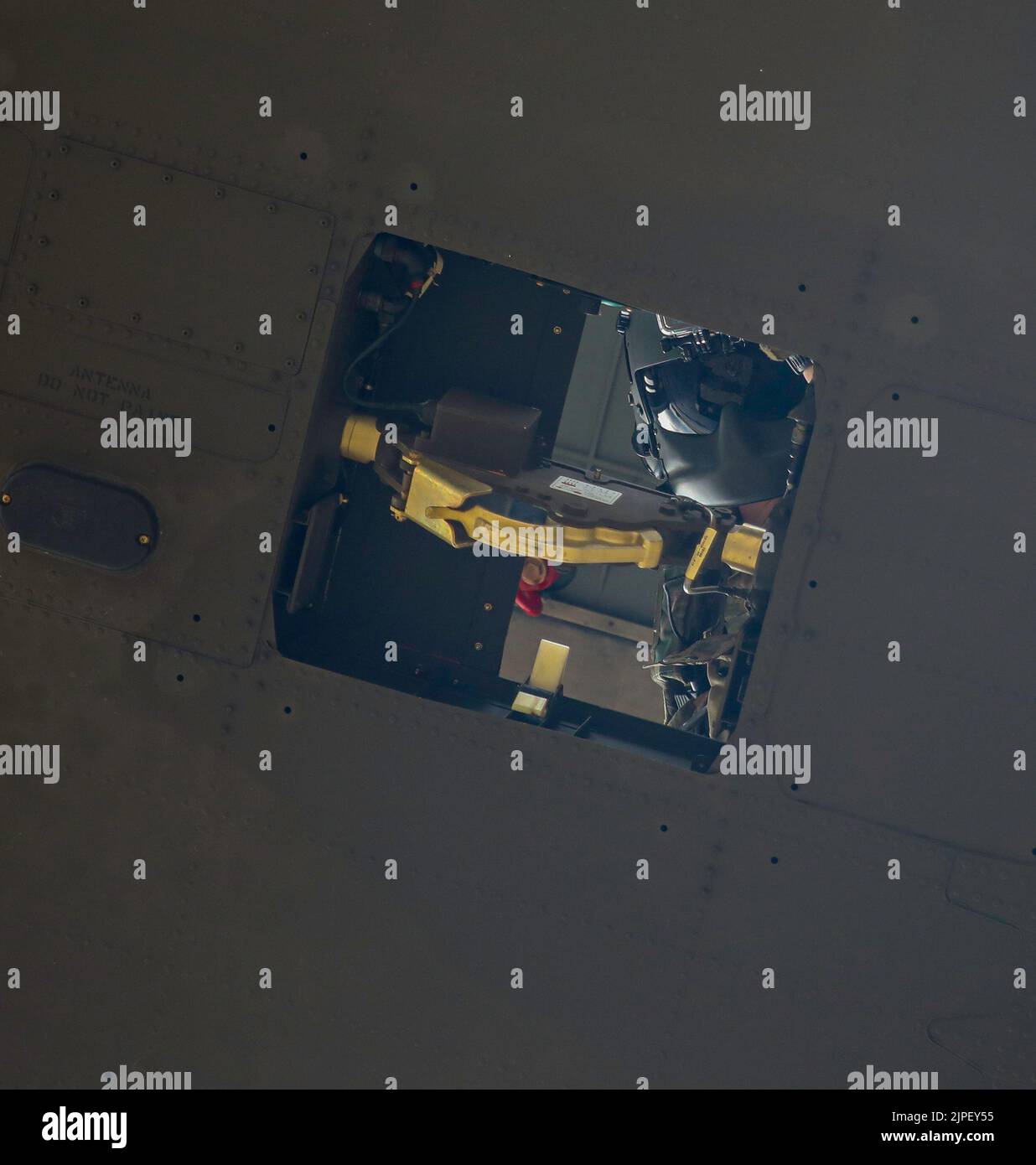 U.S. Army Soldiers assigned to the 10th Combat Aviation Brigade provide ...