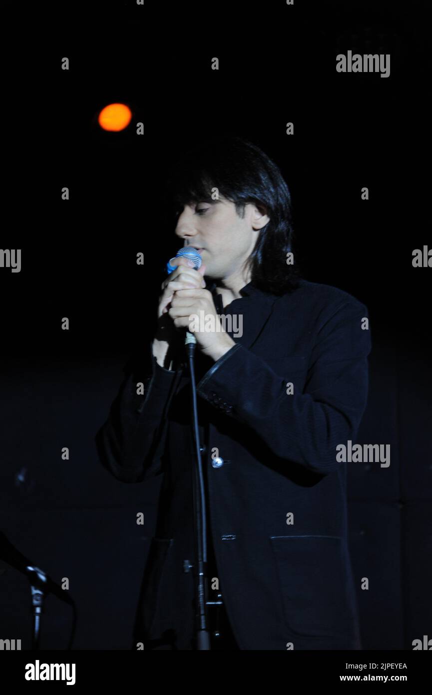 Joseph Keckler performing at TV Eye in New York City, July 2022 photos ...