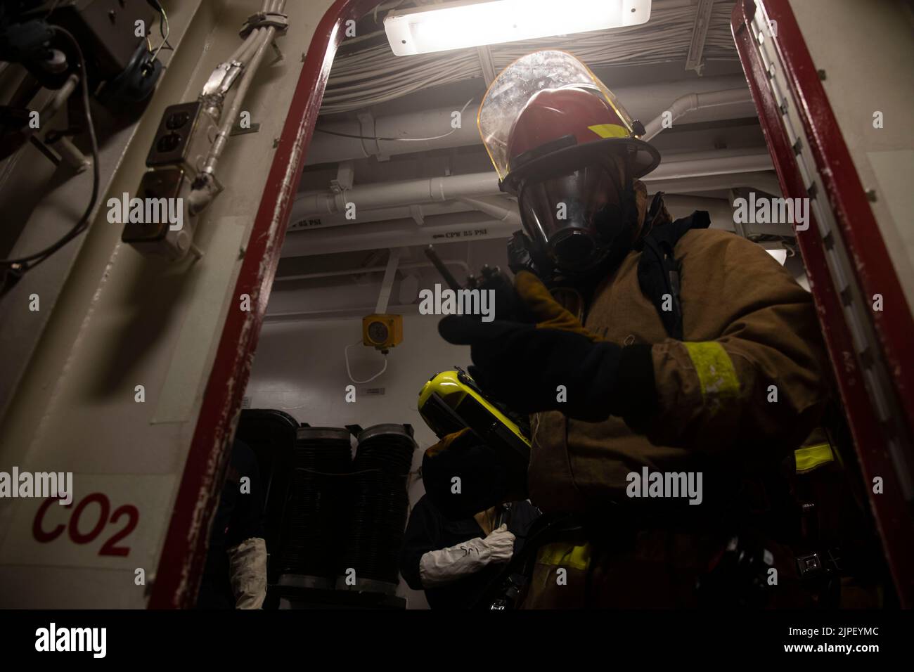 220806-N-XK047-2008 PACIFIC OCEAN (Aug. 6, 2022) – Machinist’s Mate ...