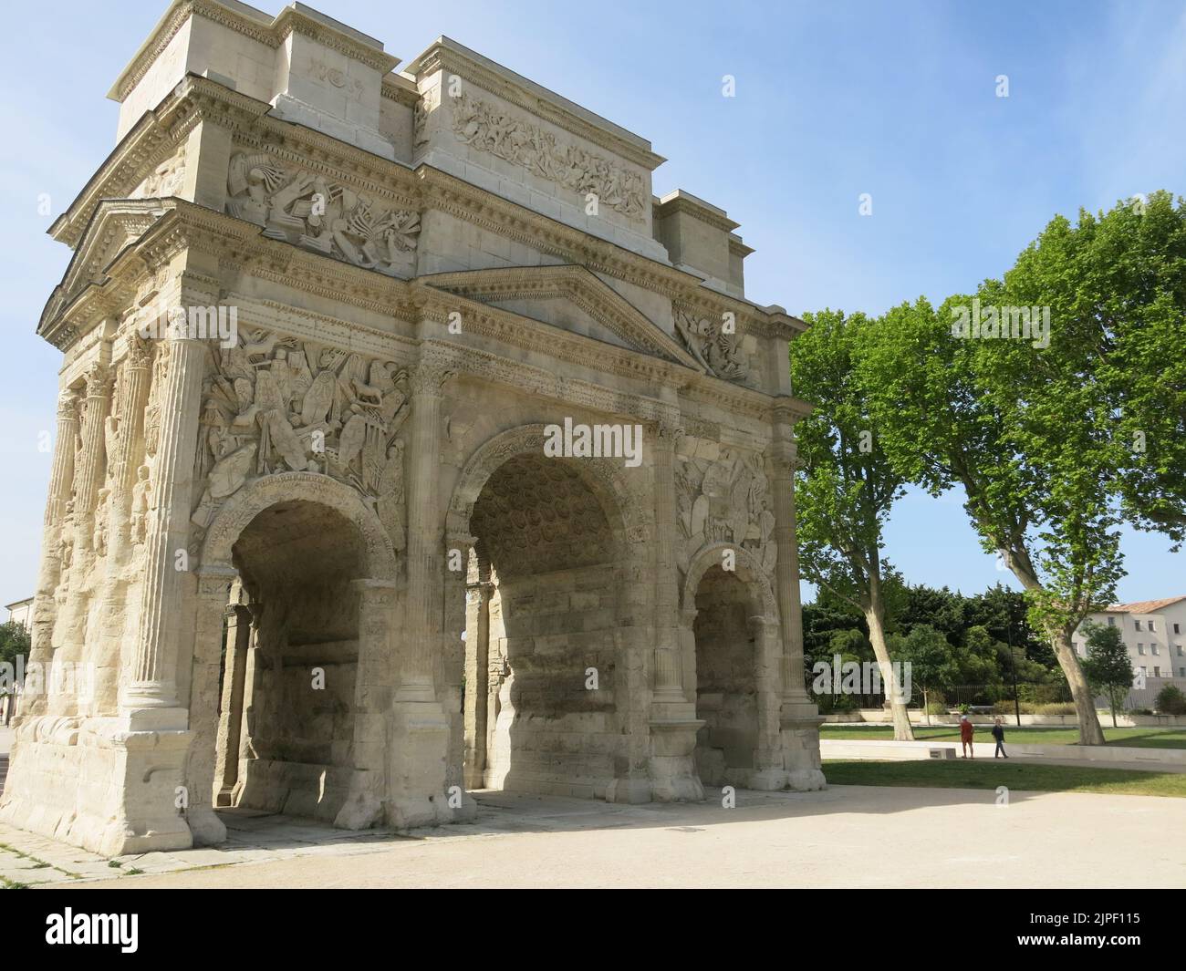 The Triumphal Arch of Orange is an Ancient Roman monumental gate ...