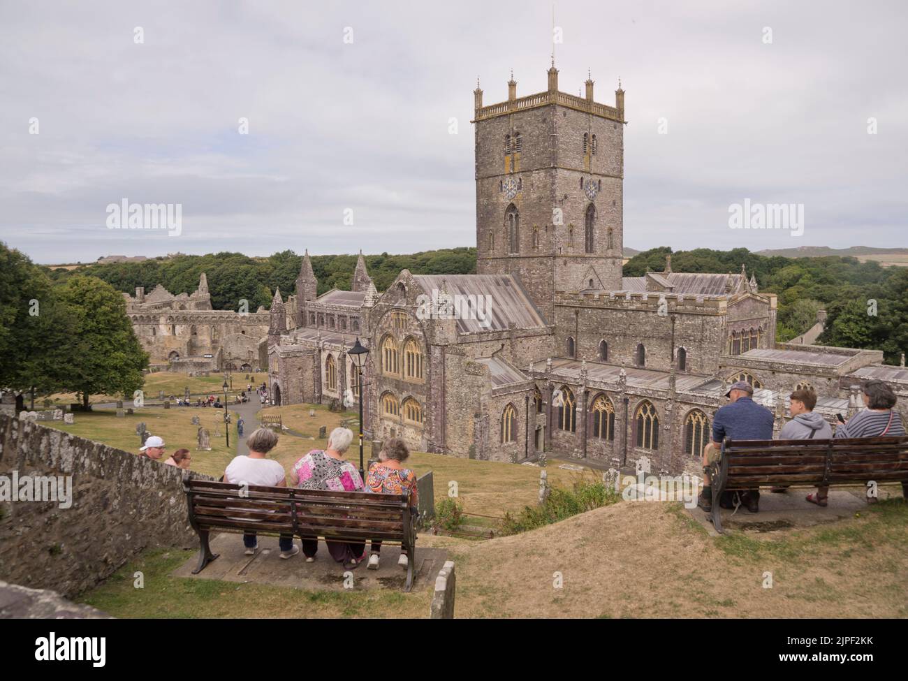 Pembrokshire cathedral hi-res stock photography and images - Alamy