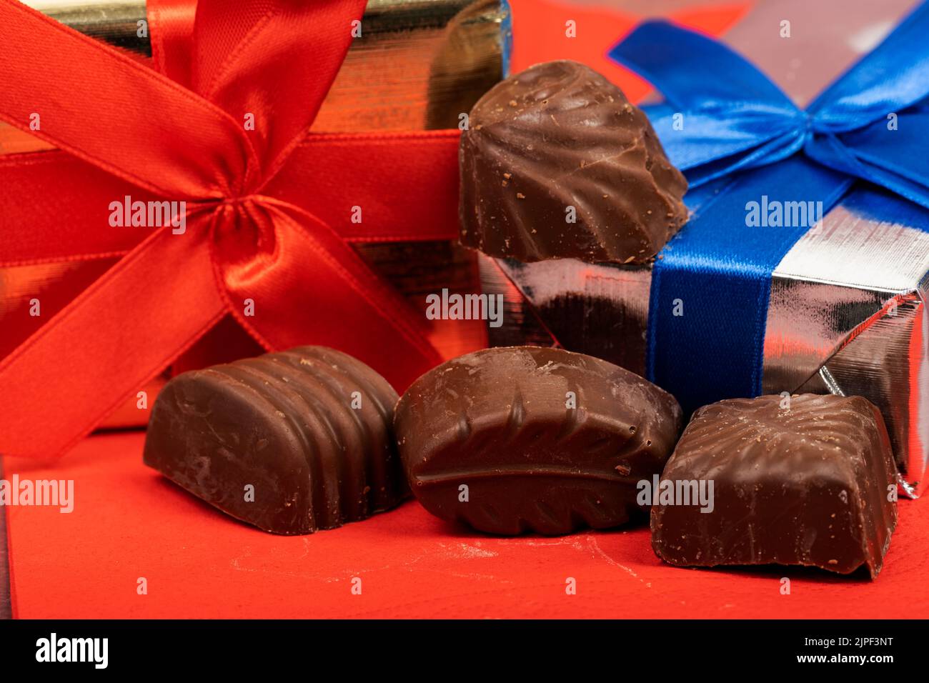 Smooth chocolates hi-res stock photography and images - Alamy