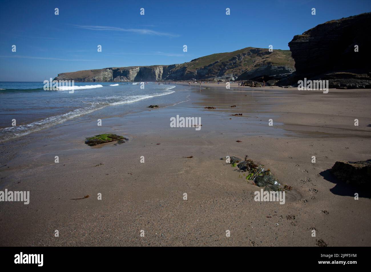 Trebarwith Strand Beach. Cornwall, England Stock Photo - Alamy