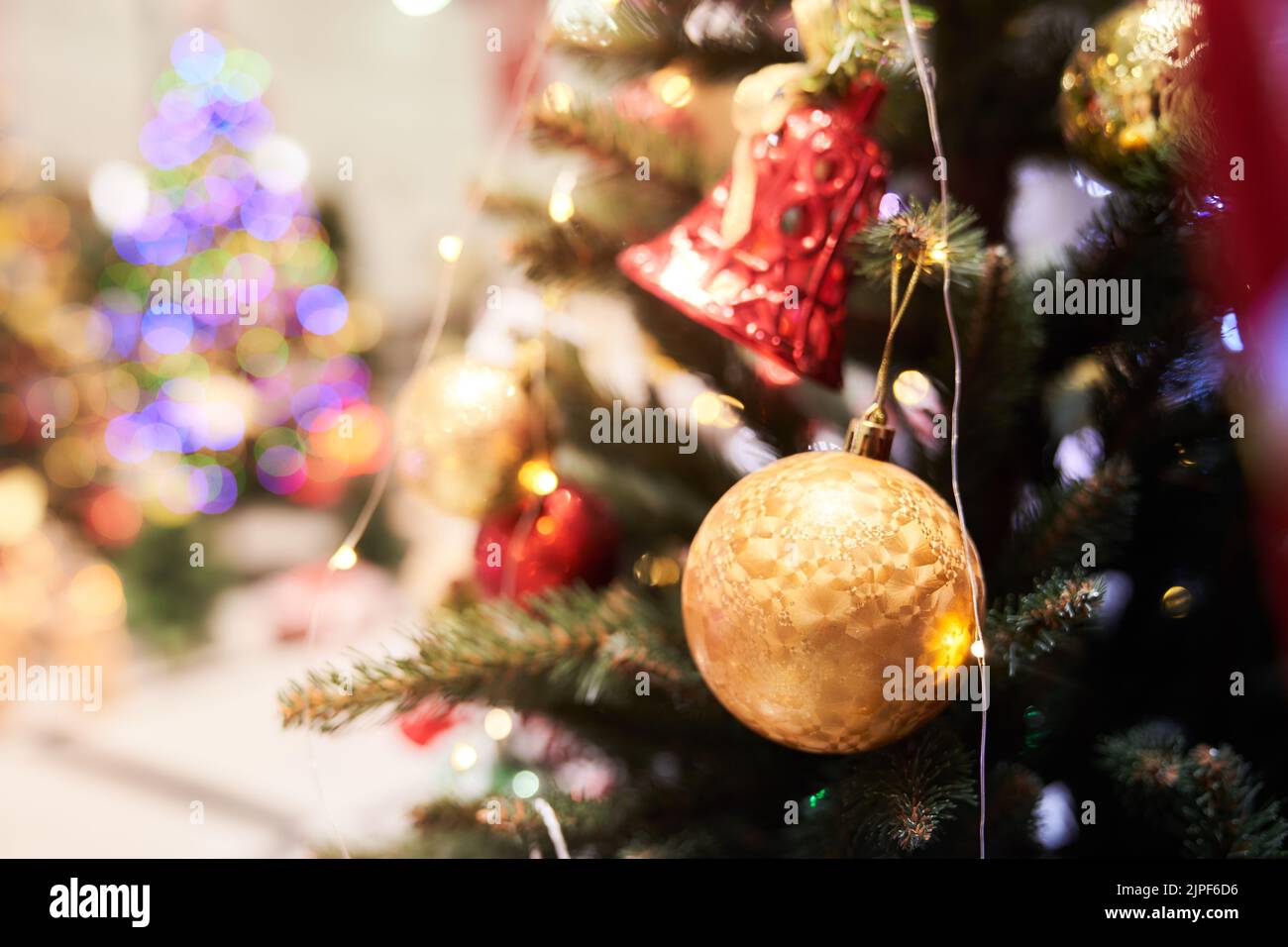 Beautiful high christmas tree hi-res stock photography and images - Alamy