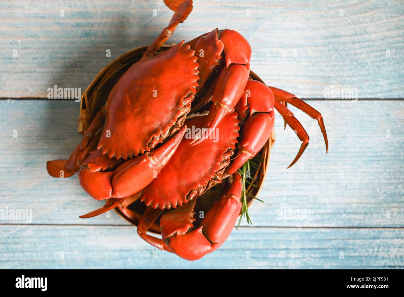 fresh crab on wooden steamer and herbs spices, seafood crab cooking ...