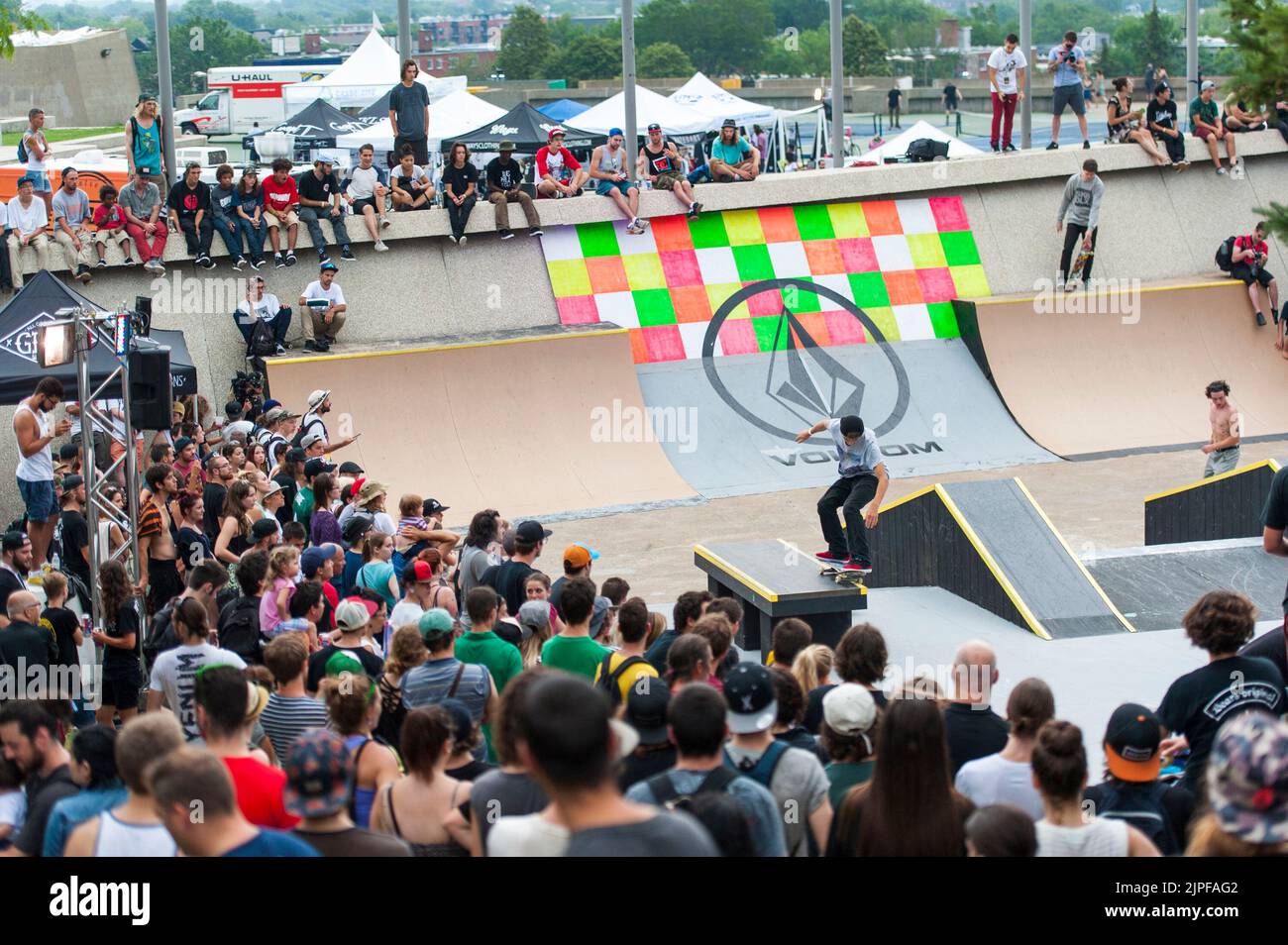 Skateboard competition at Jackalope. Montreal Olympic stadium Stock Photo - Alamy