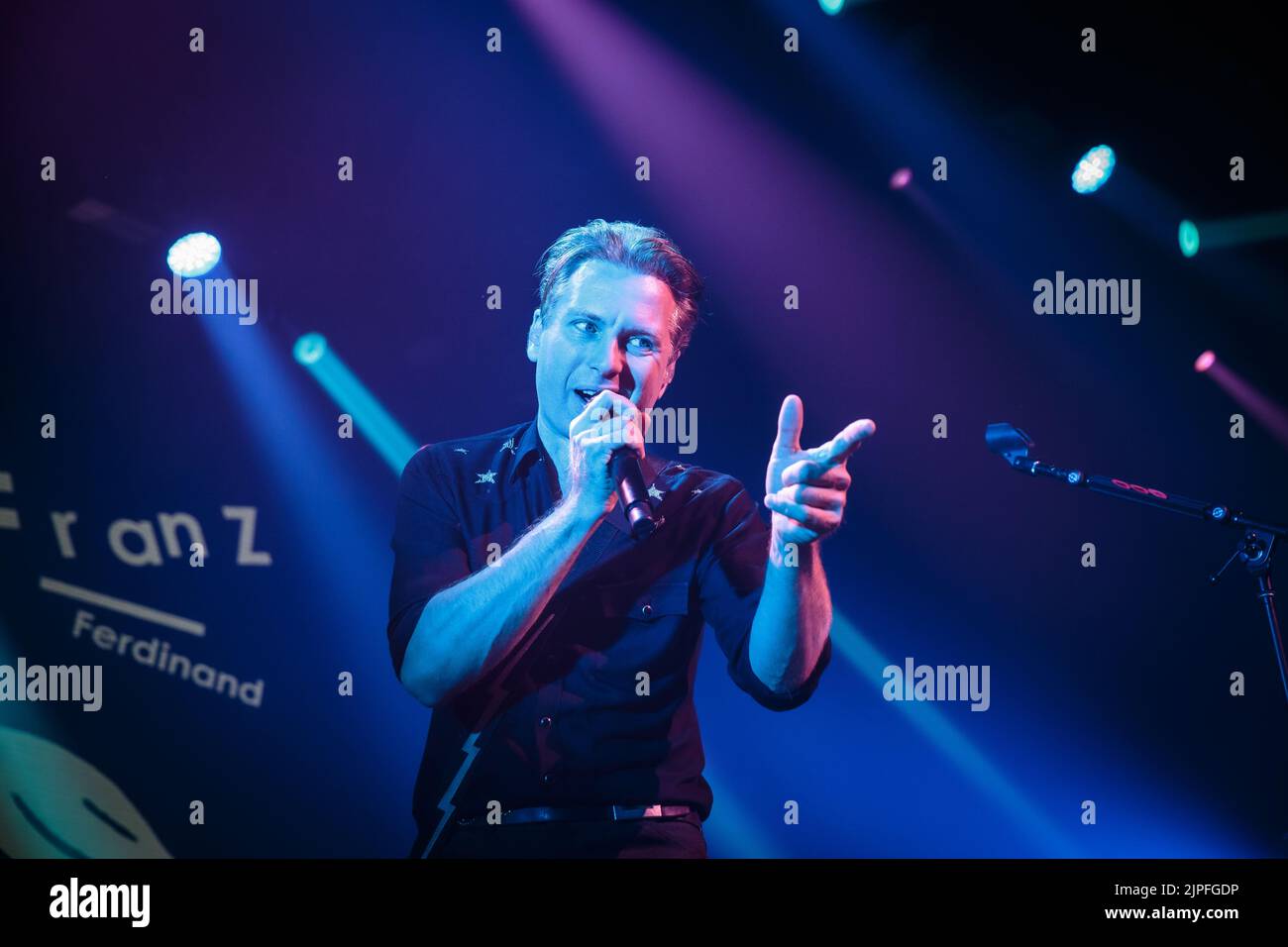 Toronto, Canada. 17th Aug, 2022. Lead singer Alex Kapranos of Scottish ...